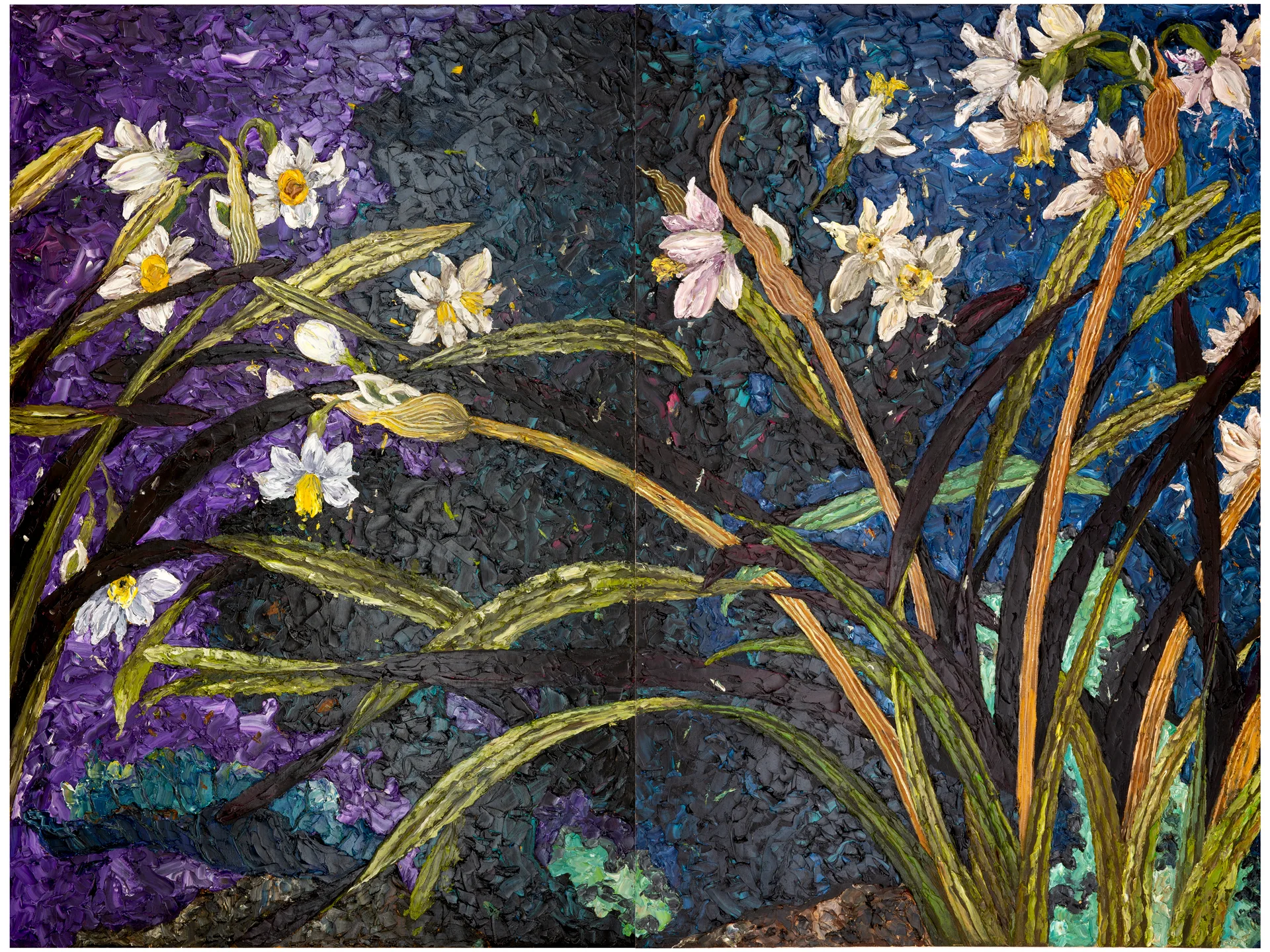 Jonathan Ching Captures the Immense Worlds in Flowers